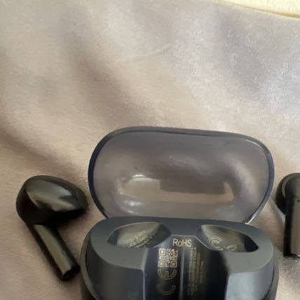 oraimo Riff 2 4-mic ENC Clear in Calls 30-hour Playtime App True ...